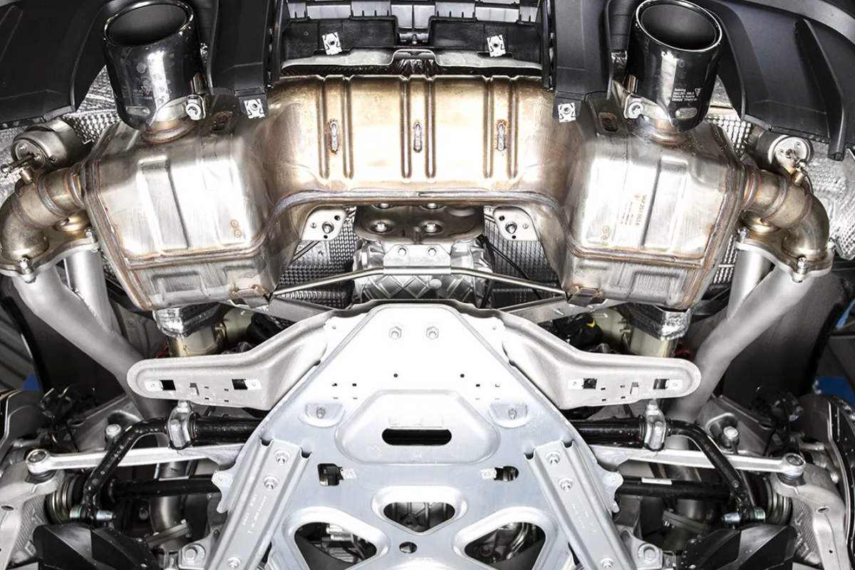 SOUL Porsche 718 GT4 / Spyder / GTS 4.0L Competition Over Axle Pipes ...