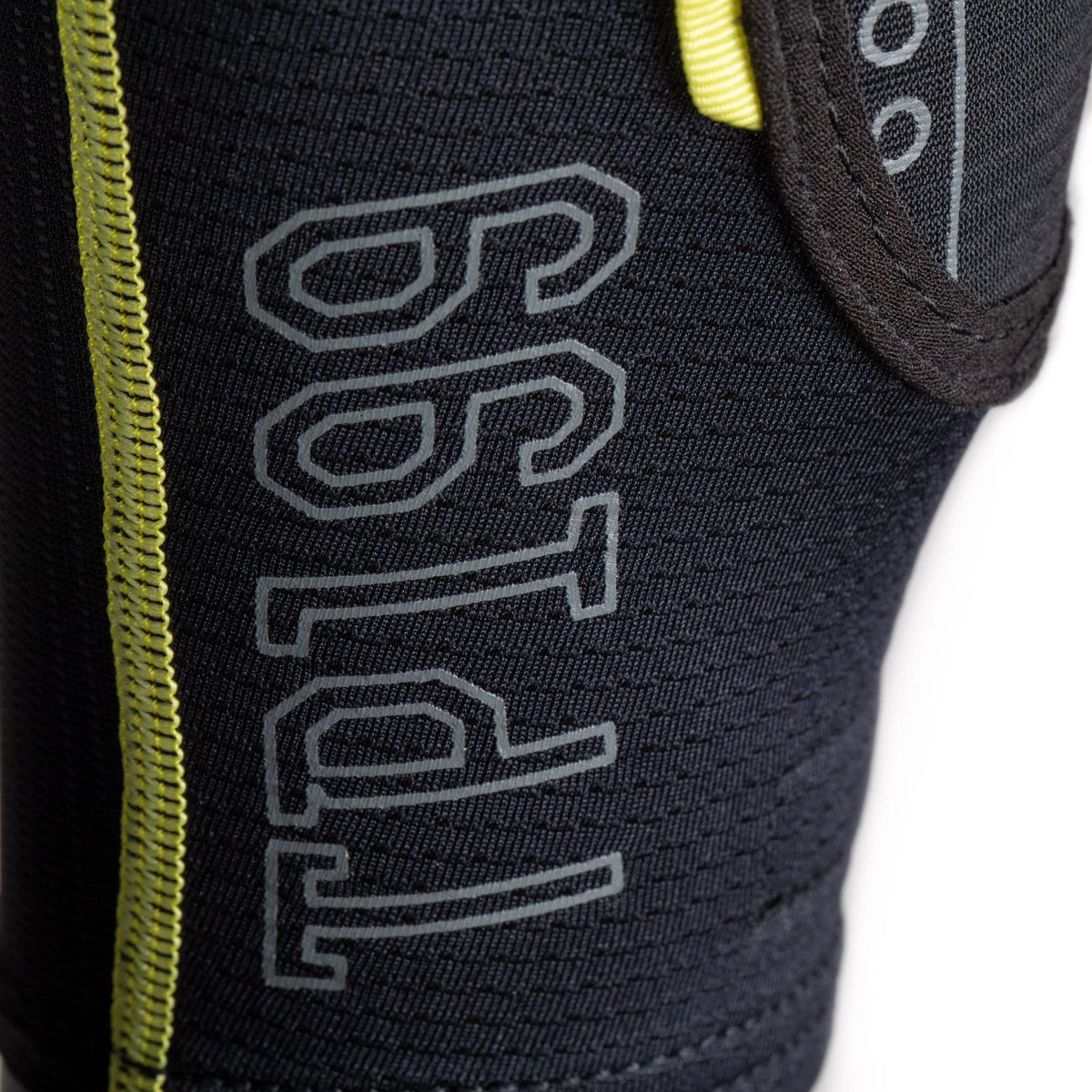 EVS TP 199 Elbow Guard Black – GUMOTORSPORT